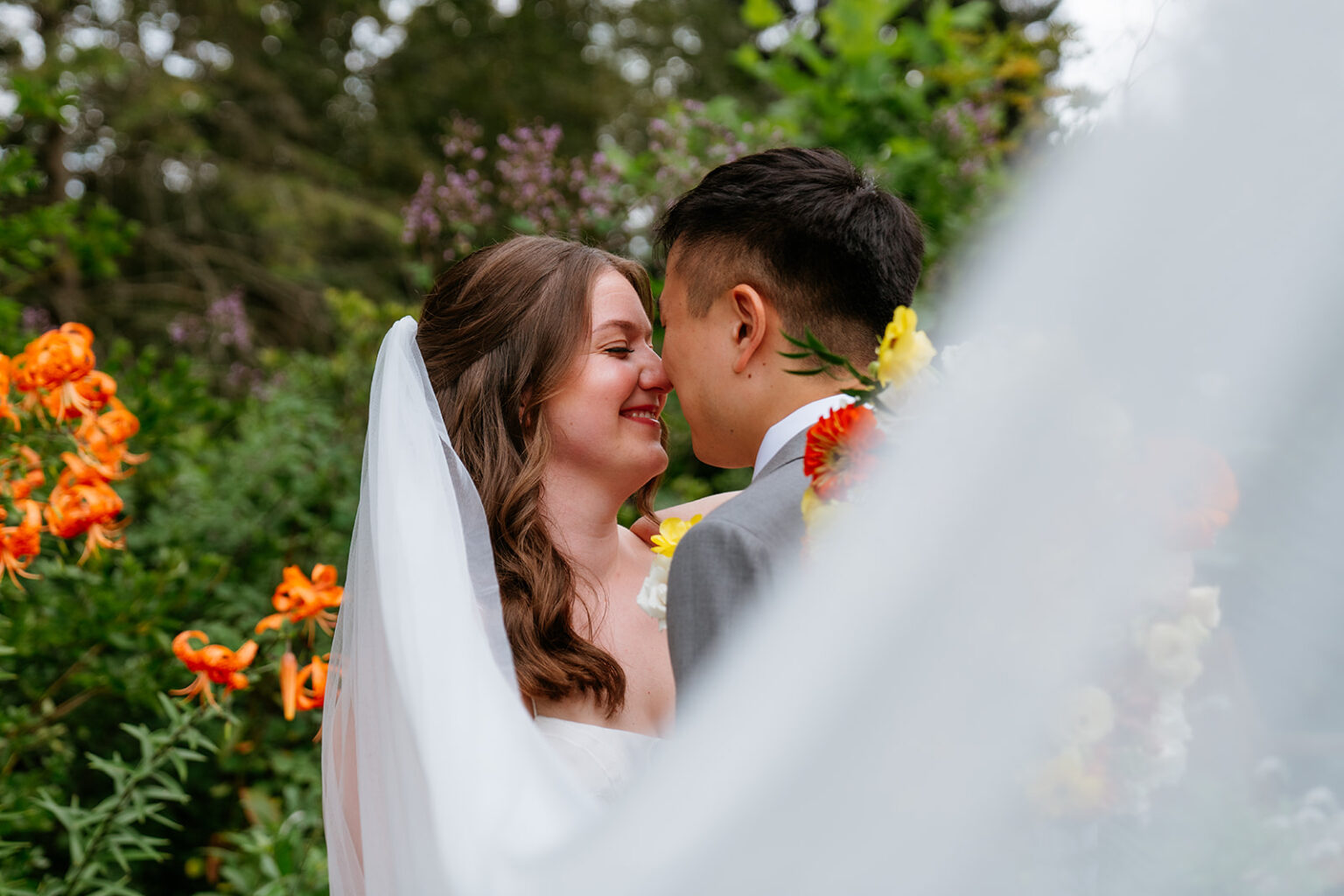 The Estate at Moraine Farm Wedding - bellagaviniphoto.com