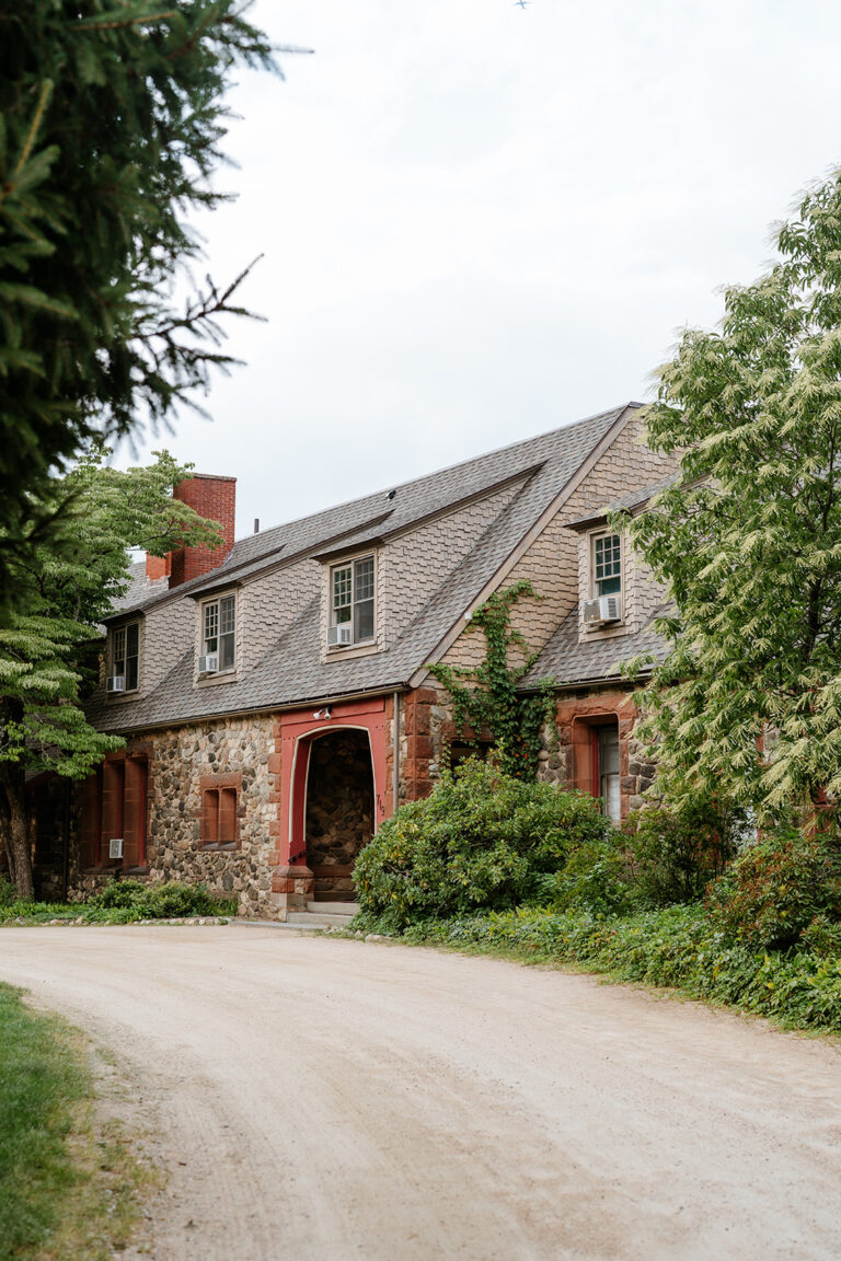 The Estate at Moraine Farm Wedding - bellagaviniphoto.com
